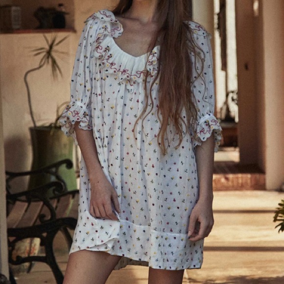 Doen | Dresses | Doen Chateau Cotton Ruffle Collar Embroidered Floral ...